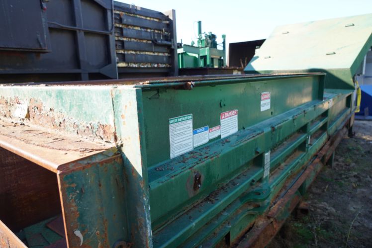 Used Accurate (Wastequip) Transfer Station Compactor in Rollinsford, NH ...