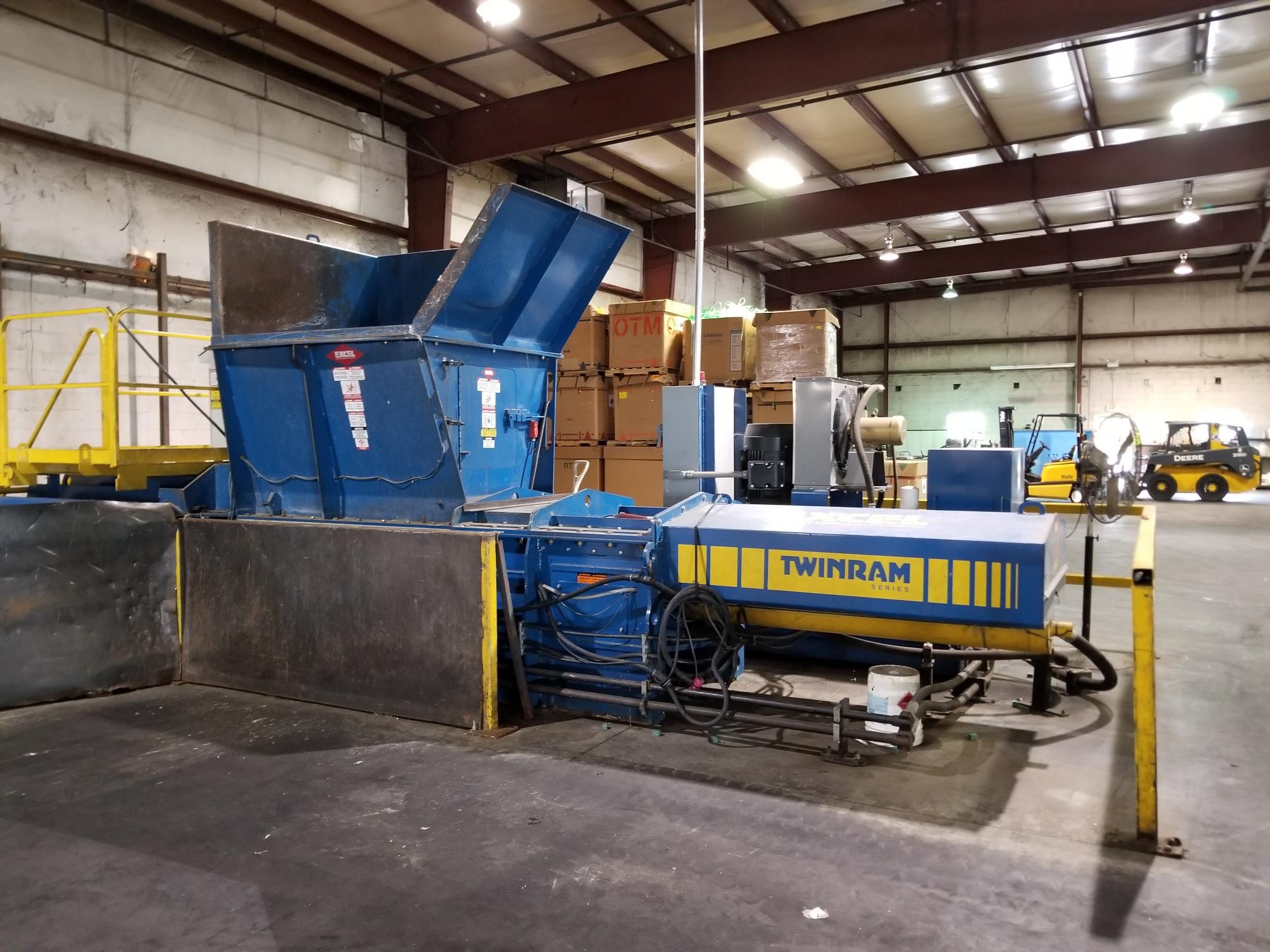 Used Excel 2R9 2-Ram Auto Tie Horizontal Baler | Recyclingbalers.com